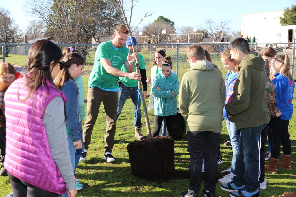 Texas Rangers' Hunter Pence Joins Trees Initiative - Texas Trees